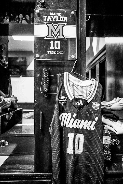 MIAMI V. WESTERN KENTUCKY - Women's Basketball - MiamiHawkTalk